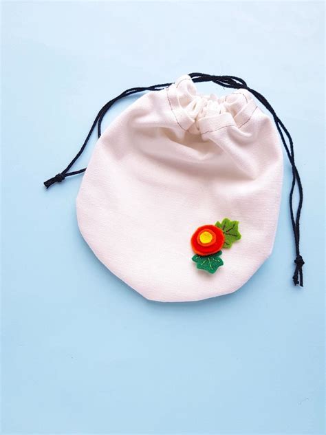 How To Sew A Round Drawstring Pouch Easy Things To Sew Drawstring
