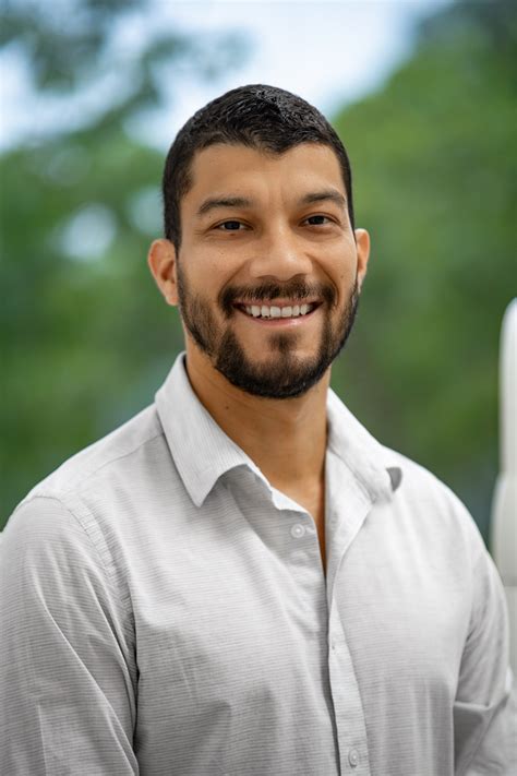 Dr Edgar Pabón Endodontics Specialist Gil Dental Clinic