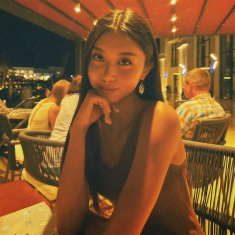 ☀️ ɴᴜʀᴀ Noorads • Threads Say More