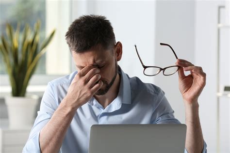 How To Avoid Eye Strain