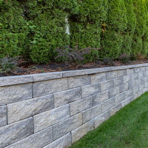 Diamond Pro Retaining Wall System Diamond® Pro Stone Cut 8