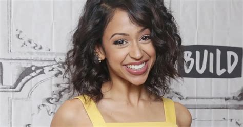 31 Notable Female Influencers On Social Media