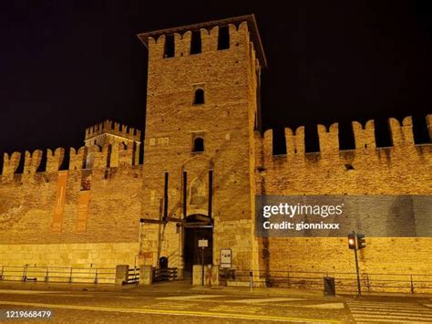 Museum Of Castelvecchio Fotografías E Imágenes De Stock Getty Images