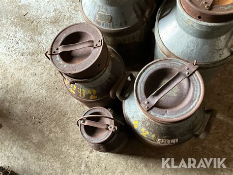 Mjölk Kannor Mjölkflaskor Lekeberg Klaravik Auktioner