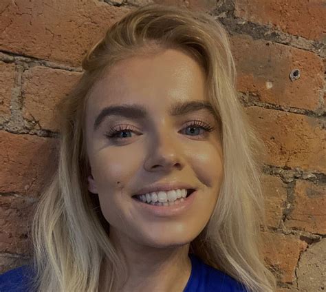 Meet Our New Optimum Physio Alex 👋 Alexandra Heaton Watts Has Completed Her Rotations Within