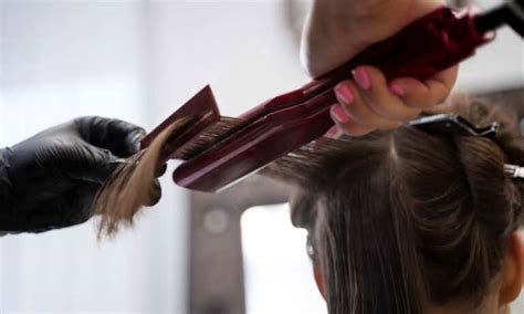 10 perbedaan smoothing dan rebonding rambut sudah tahu