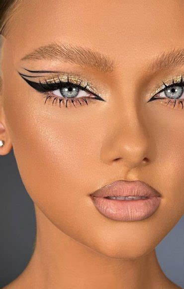 40 Trendy Eyeshadow Looks Shimmery Nude Gold