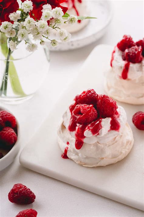 Mini Pavlova Mini Pavlova Recipe Pavlova Dessert Single Serving