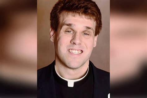 Flotter Dreier Auf Dem Altar Priester Bekommt Für Sex Film Eine Bewährungsstrafe