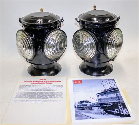 Pair Of Chicago Milwaukee And St Paul Railway Classification Lamps 131034