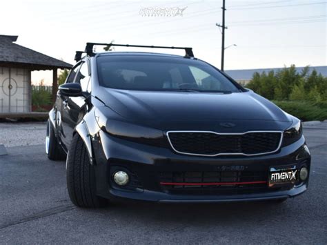 2017 Kia Forte5 Sx With 18x10 5 Xxr 526 And Vercelli 245x40 On Stock Suspension 2427652