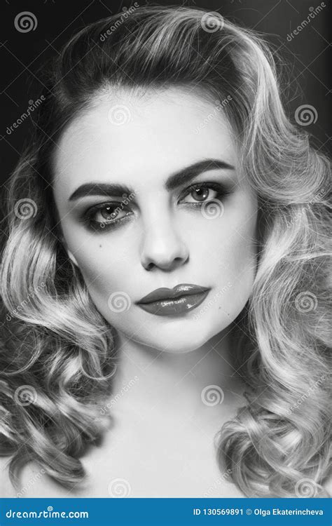 Black And White Vintage Style Portrait Of Beautiful Woman Stock Image