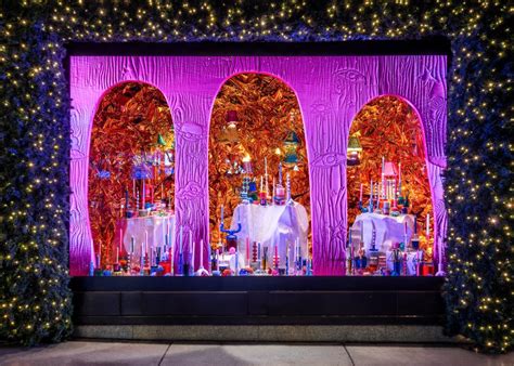 Elegant Christmas Window Display 1 700 Christmas Shop Window Display