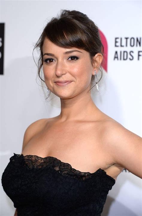Milana Vayntrub R Celebhub