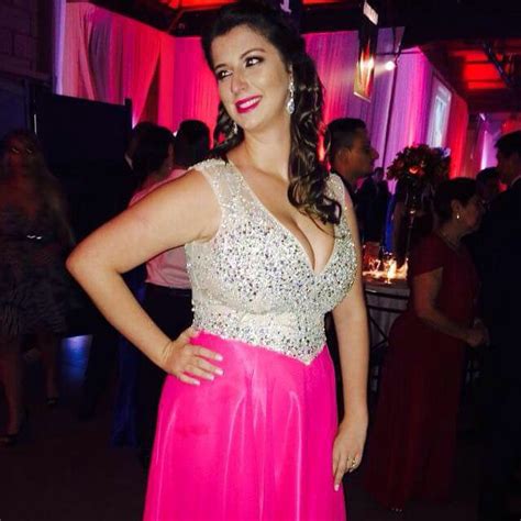 Busty Women Munick D