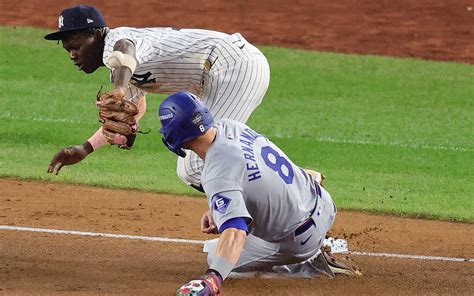 Yankees Done In By Brutal Defense Mental Mistakes Errors In Game 5 Of