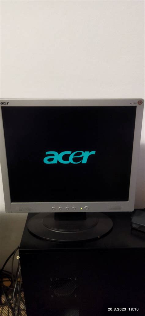 Daruji Za Odvoz Vga Monitor Všezaodvoz