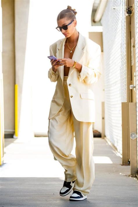 Lessons I Learned From Info About How To Look Good In An Oversized Blazer Fashion Adamdekroon