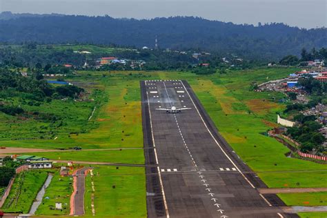 Airport Vs Airstrip Difference And Comparison
