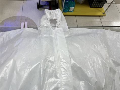 Комбинезон защитный костюм малярный: 5 000 тг. - Спецодежда и обувь ...