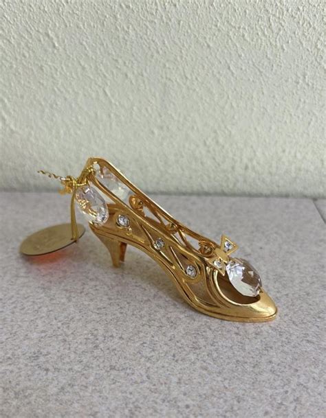 Фігурка сваровські «туфелька попелюшки — ціна 520 грн у каталозі Статуетки Купити товари для