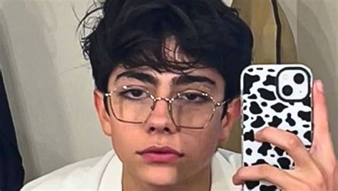 Lo Que Debes Saber Sobre Lukas Urkijo El Actor De Minas De Pasión