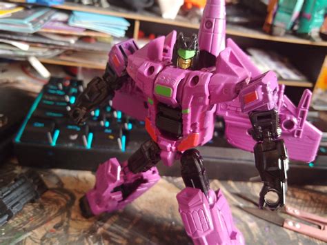 Apex The Skyhunter And The Predators R Transformers