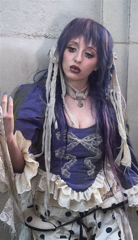 Ashnikko Singer Celebrity Photos Blue Hair