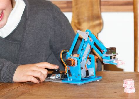 mearm raspberry pi robot arm kit now available geeky gadgets