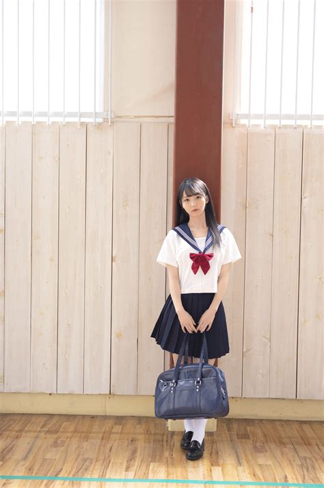 Meguri Minoshima 美ノ嶋めぐり グラビア写真集 「青春＃アオハル」 Set 01 Everia Club
