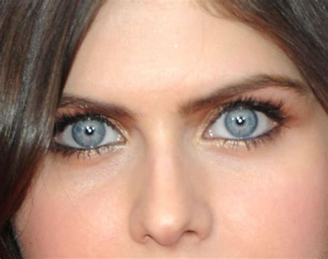Alexandra Daddario Ojos Radiactivos Does Anyone Find Alexandra
