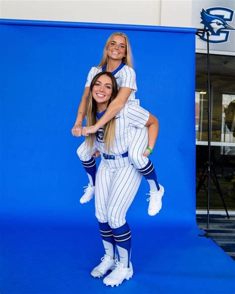 Elly Beeson Catcher Infielder Nil Profile Opendorse