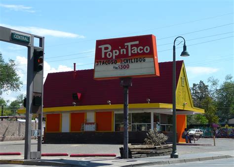 Albuquerque Nm An Old Pup N Taco A Remnant Of A Once Gre… Flickr