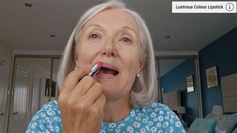 3 Fabulous Makeup Tips For Older Women Upstyle