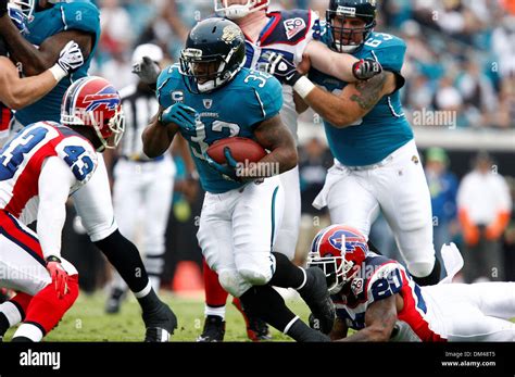 Jacksonville Jaguars Maurice Jones Drew 32 Rushes For Yardagein This