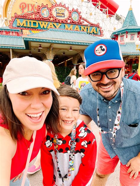 Ultimate Guide To Disney Pin Trading Lovely Indeed