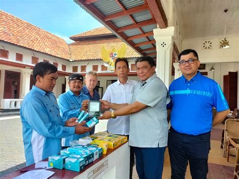 Serahkan Lampu Ke Wisma Ranggam Para Investor Tertarik Sejarah Muntok