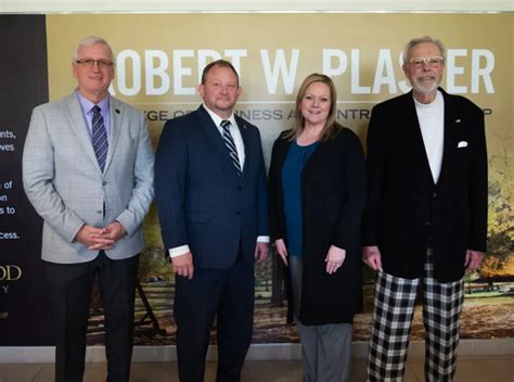 Robert Plaster Net Worth Height Weight Agr Career And More