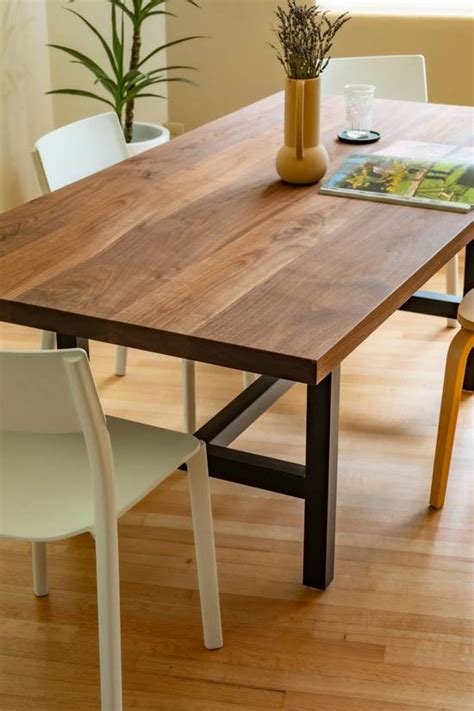 Chassis Dining Table Bundle Semi Exact