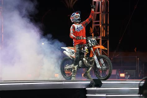 ¿conoces El Rey Del Deporte Extremo Te Presentamos A Travis Pastrana