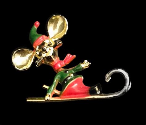 Bj 1960s 70s Chris Mouse Series Christmas Mouse Pin J821023