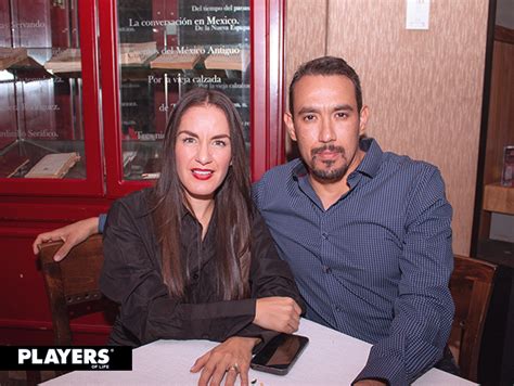 Parejas Celebran El Día De San Valentín 2024 En Don Artemio