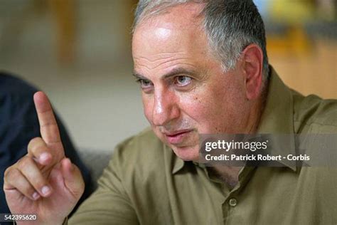 Iraq Ahmad Chalabi Photos And Premium High Res Pictures Getty Images