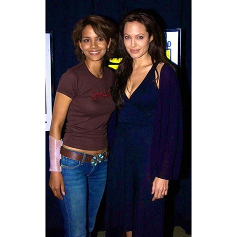 1000 Images About Halle Berry On Pinterest Halle Berry Oscar Halle Berry Hairstyles And