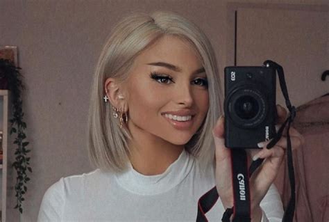 Celine Centino On Seksikäs Sinkku Olen Liian Hyvännäköinen