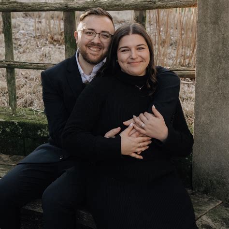 Mary Grace Gould And Hunter Dillmans Wedding Website