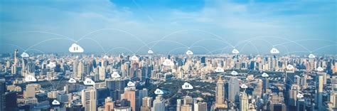 Premium Photo Cloud Computing Technology And Online Data Storage For Business Network Concept