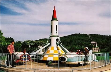 Worlds Most Depressing Theme Park In North Korea Where Having Fun