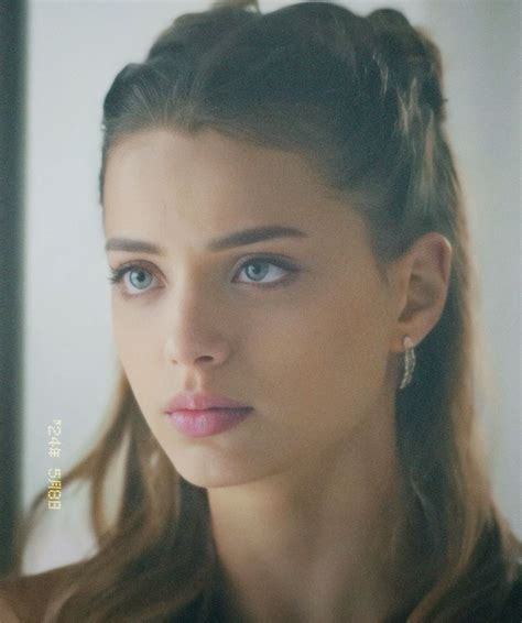 Просмотрите 720 идей на доске Pinterest «efrina и на тему «укороченная блузка огненная