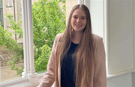 Caitlan Simmons Nottingham Trent University